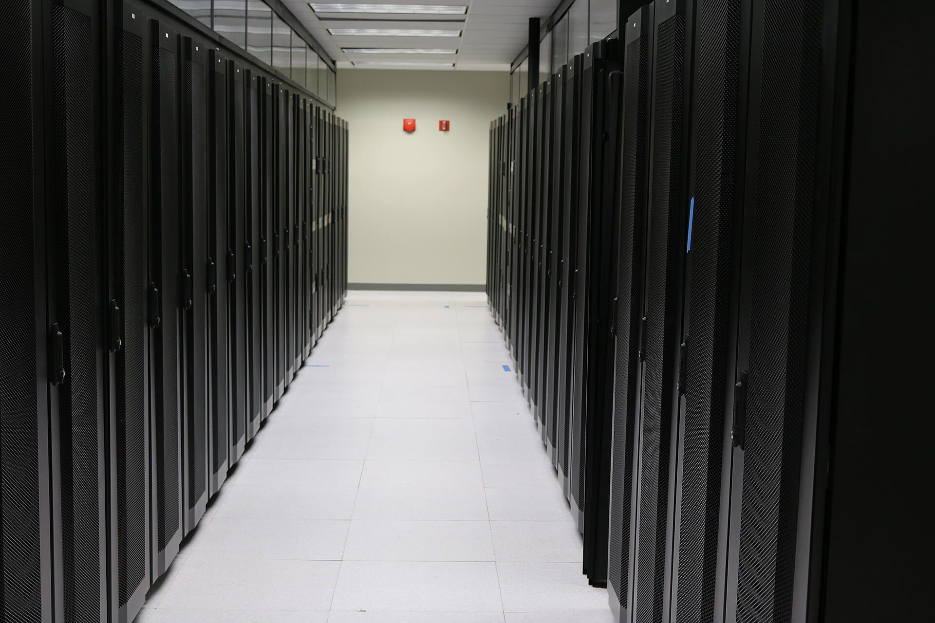 Data center in Los Angeles | Dallas | Ashburn | London | Amsterdam ...