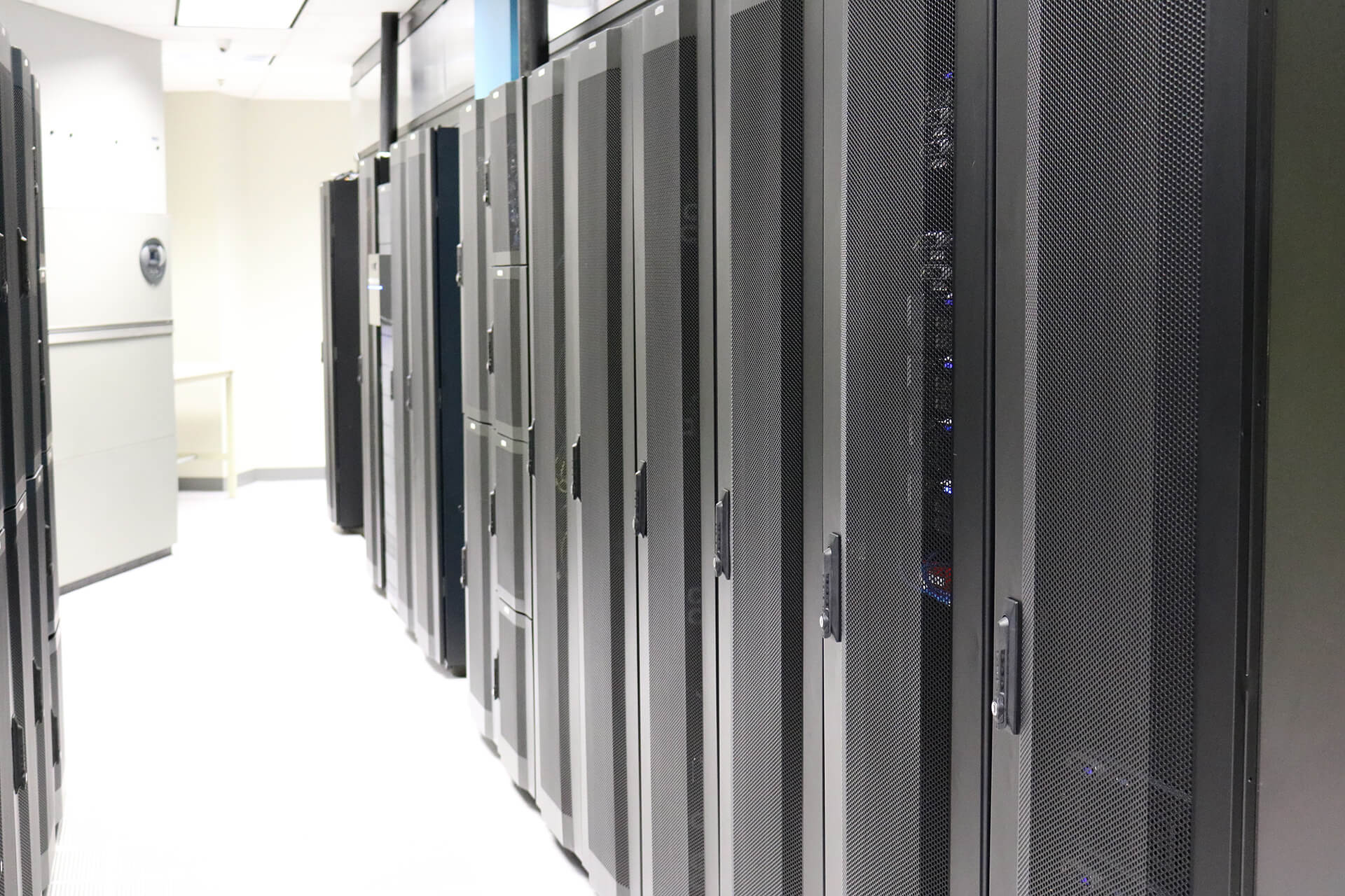 Data center in Los Angeles | Dallas | Ashburn | London | Amsterdam ...